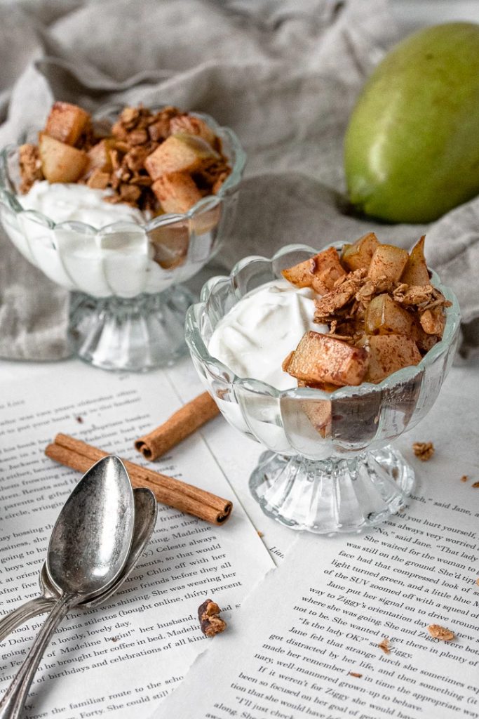 Caramelized Pear Breakfast Parfaits - Simply Unbeetable